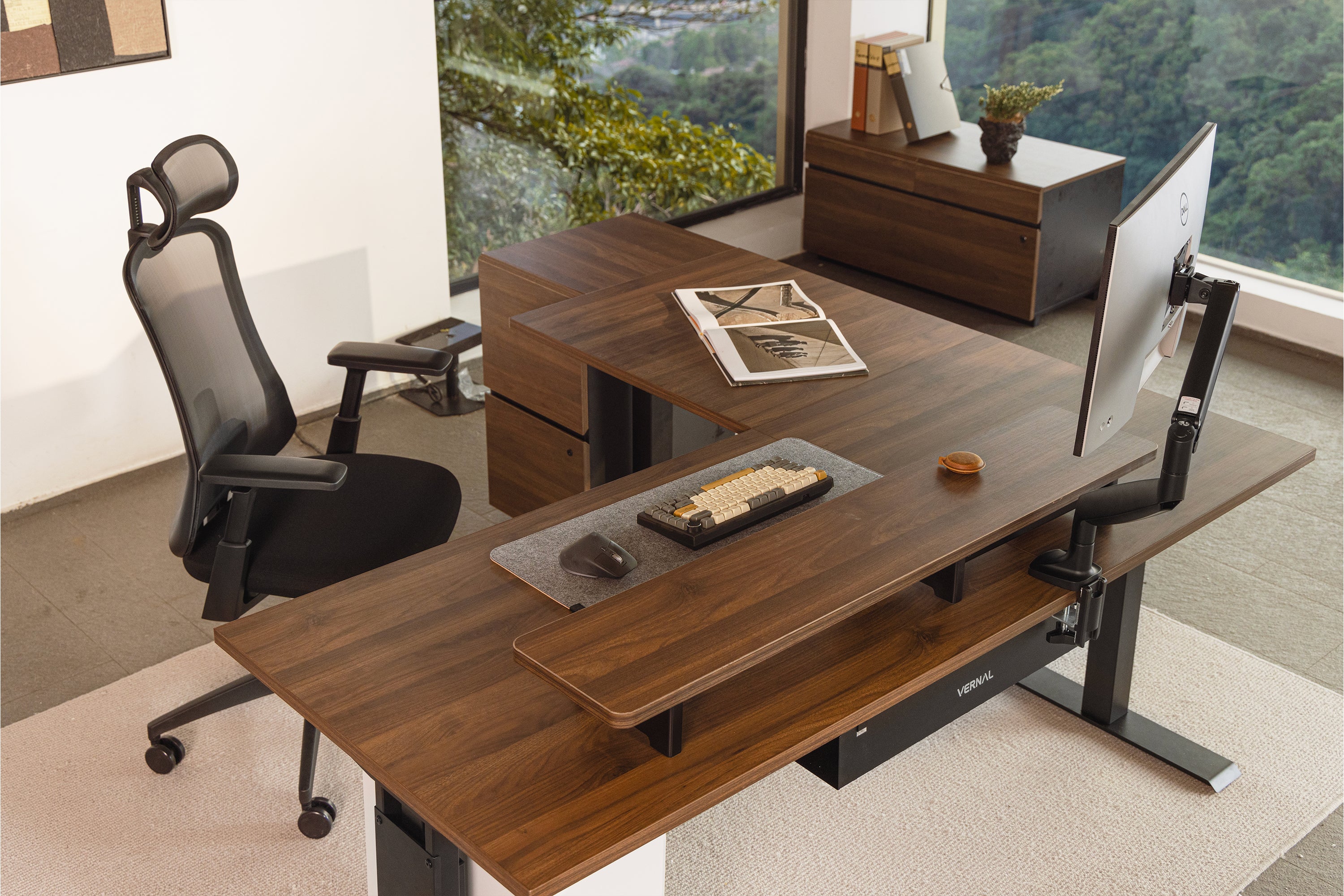 The best electric standing desks for every workspace setup - Vernal